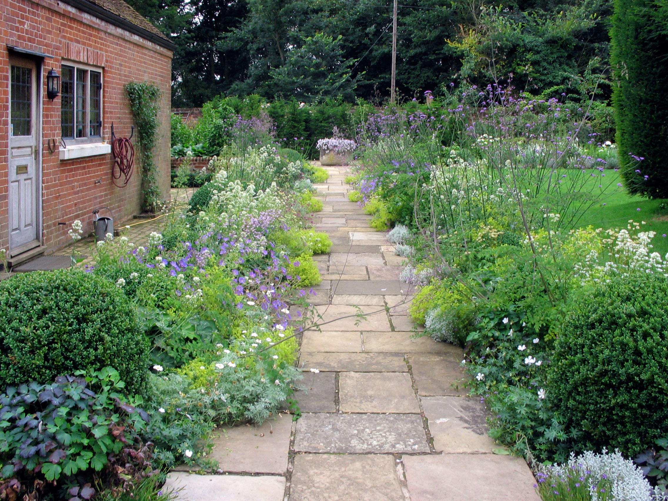 LARGE GARDENS - Mike Bayon Garden Design West